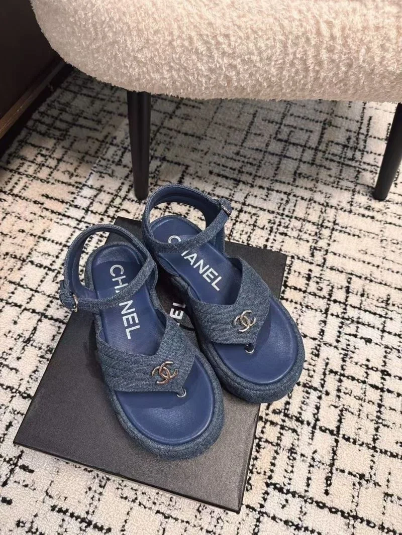 Low-cost Chanel Sandals