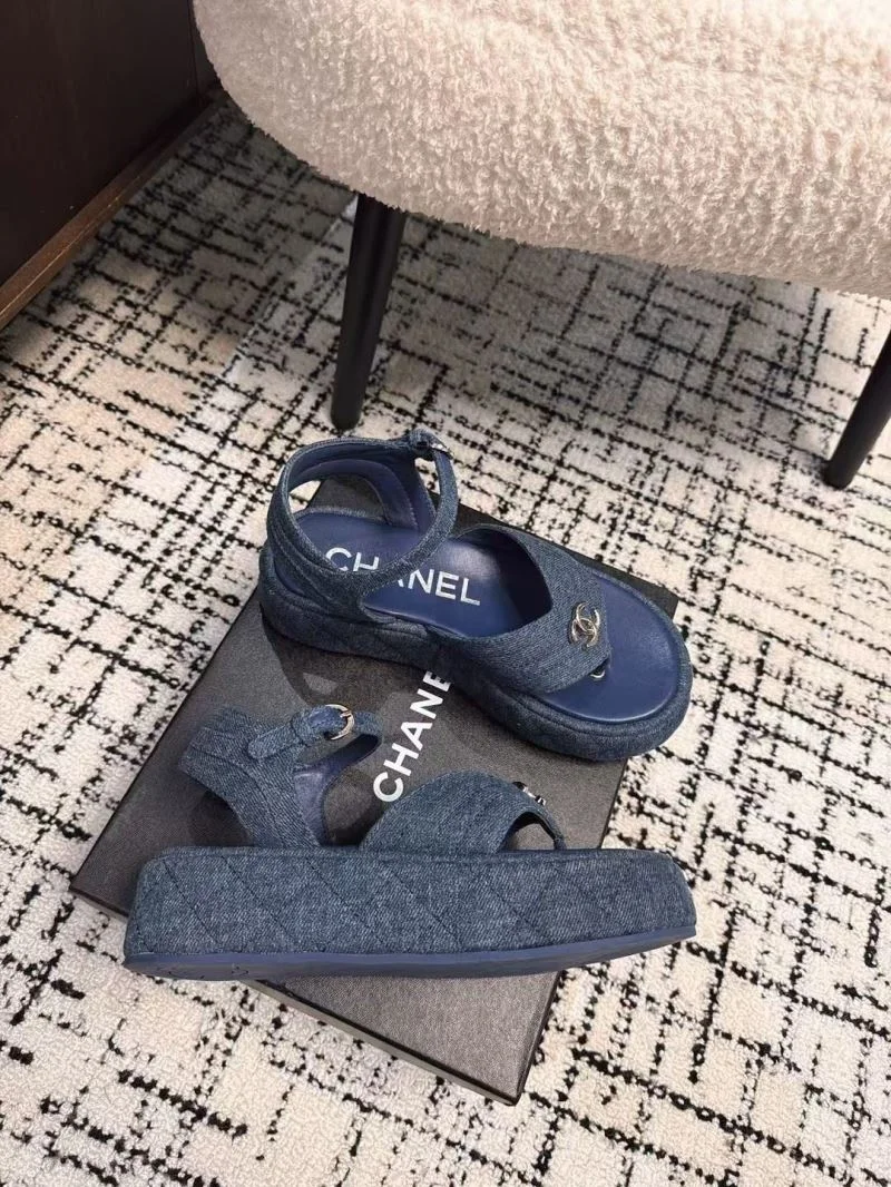Low-cost Chanel Sandals