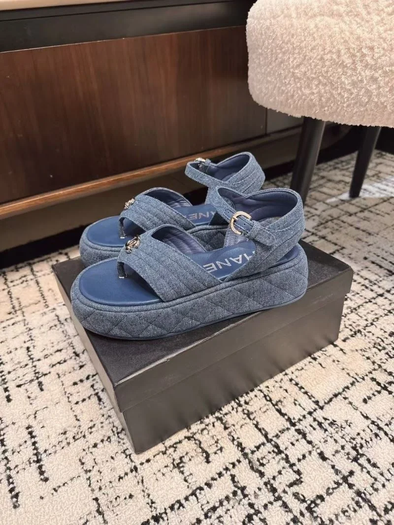 Low-cost Chanel Sandals