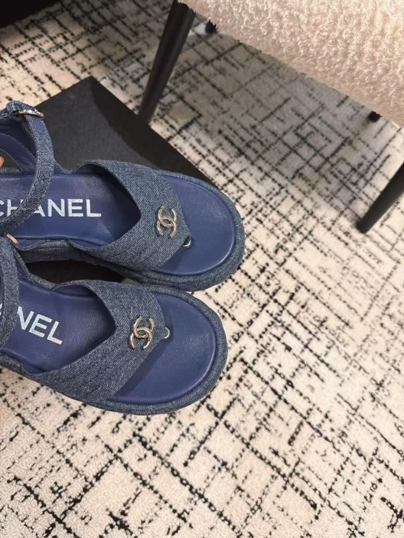 Low-cost Chanel Sandals
