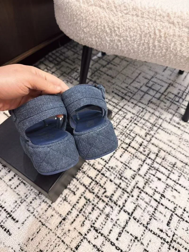 Low-cost Chanel Sandals