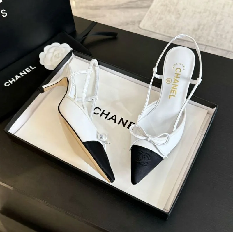 Accurate model Chanel Sandals