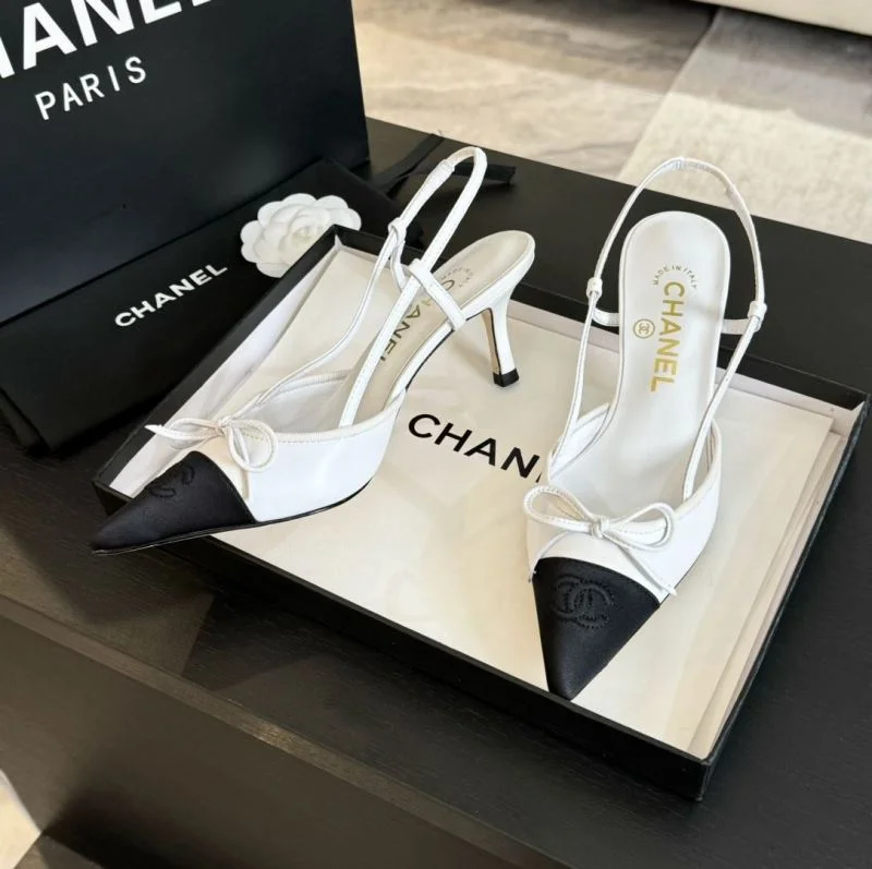 Accurate model Chanel Sandals