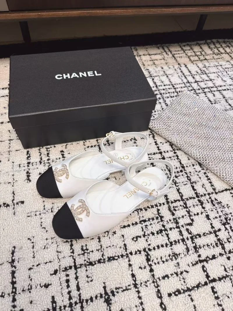 Accurate model Chanel Sandals