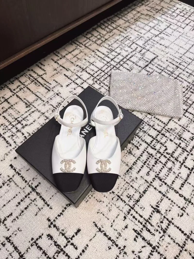 Accurate model Chanel Sandals