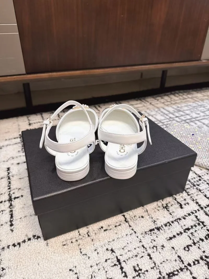 Accurate model Chanel Sandals