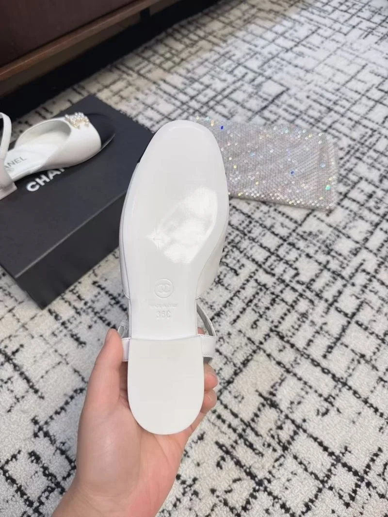 Accurate model Chanel Sandals