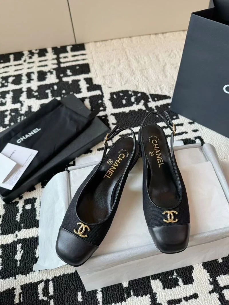 Low-cost Chanel Sandals