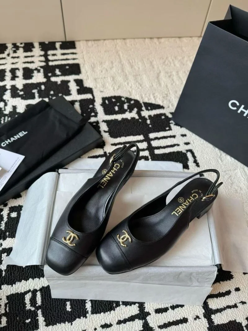 Low-cost Chanel Sandals