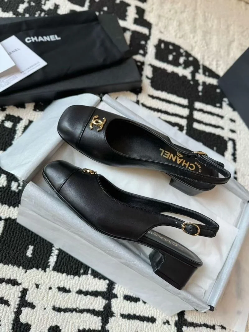 Low-cost Chanel Sandals