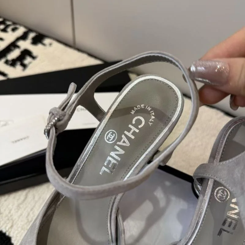 Accurate model Chanel Sandals
