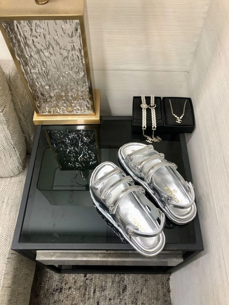 Accurate model Chanel Sandals