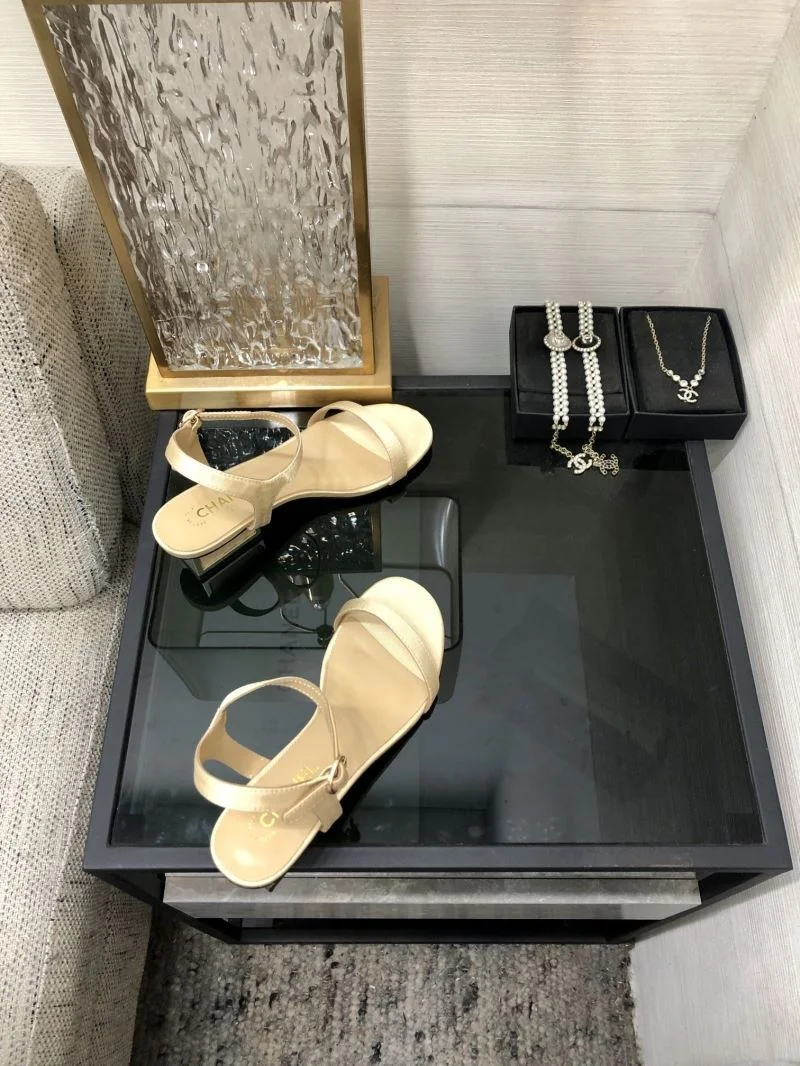 Low-cost Chanel Sandals