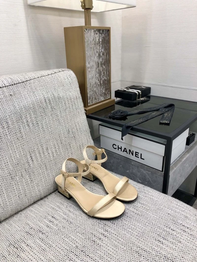 Low-cost Chanel Sandals