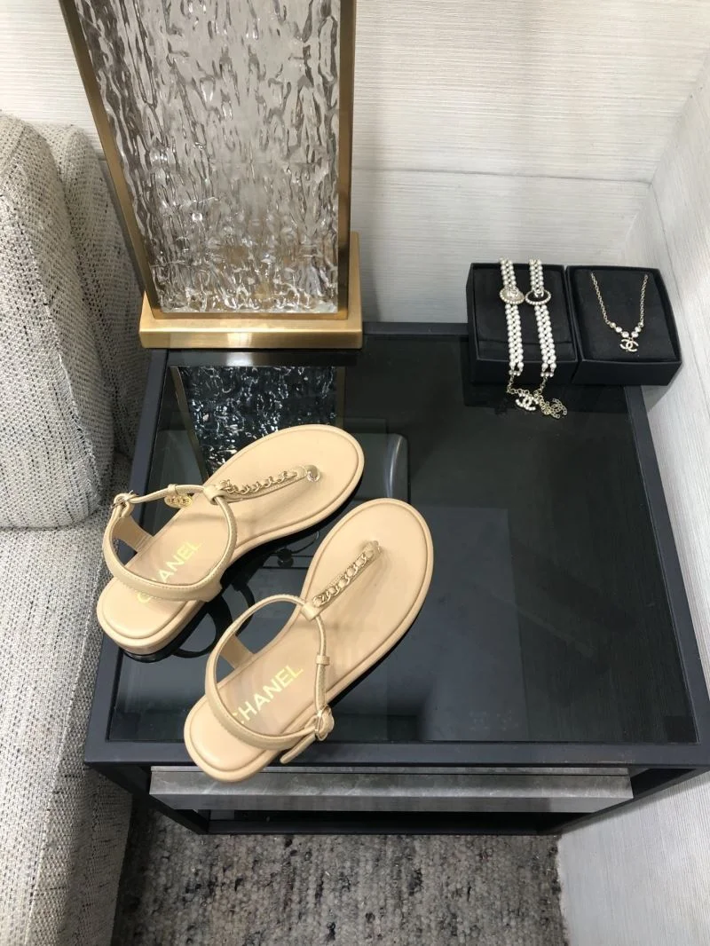 Accurate model Chanel Sandals