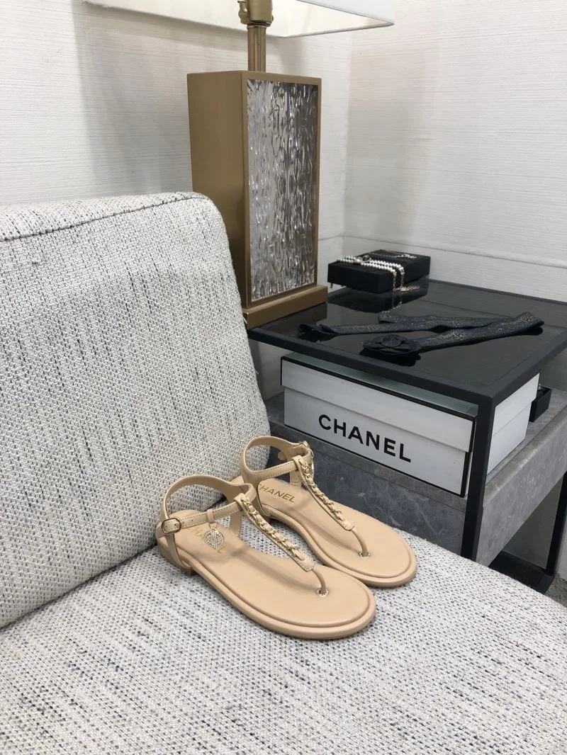 Accurate model Chanel Sandals
