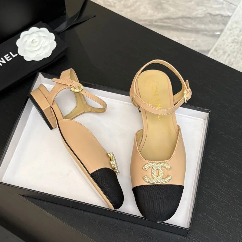 Accurate model Chanel Sandals