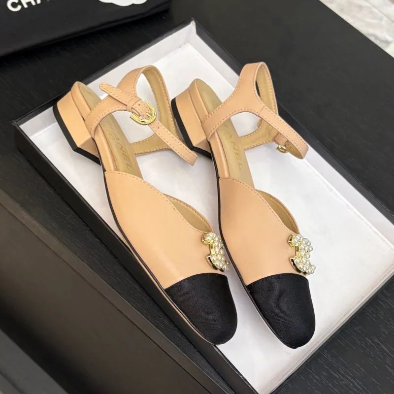 Accurate model Chanel Sandals