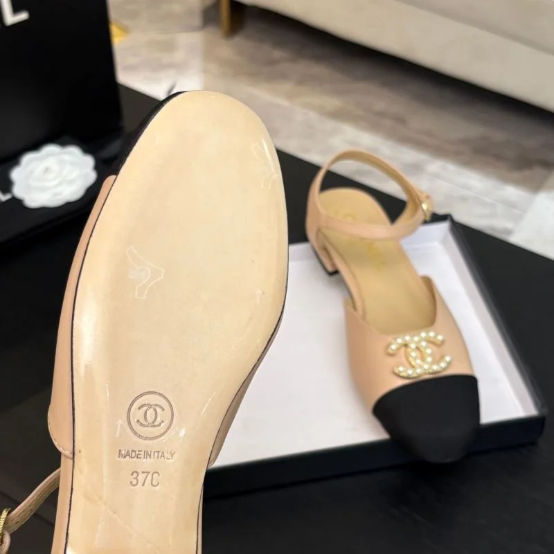Accurate model Chanel Sandals