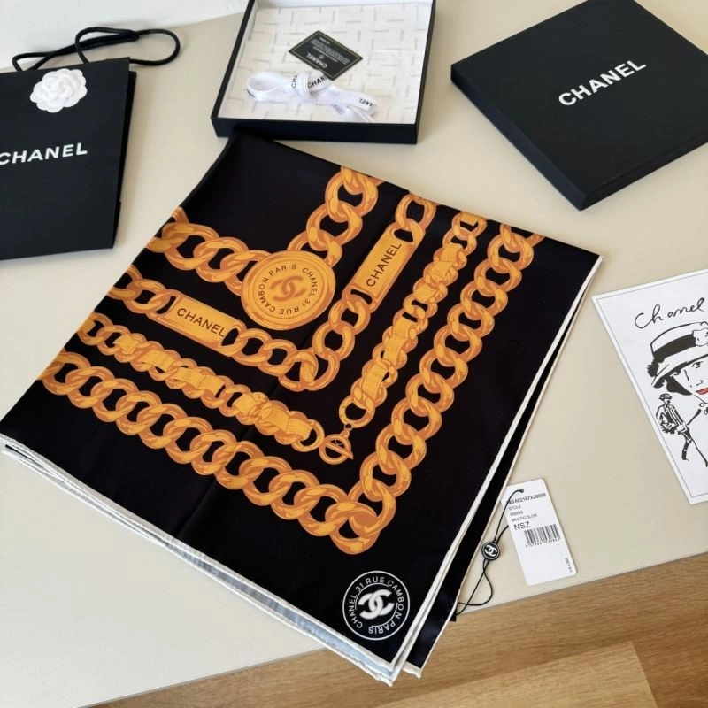 Accurate model Chanel Scarf