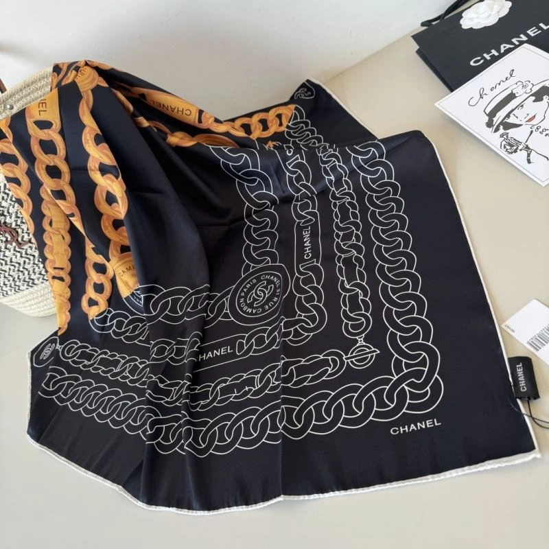 Accurate model Chanel Scarf