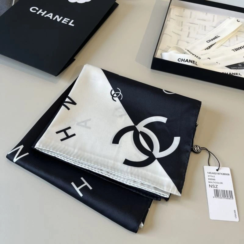 Low-cost Chanel Scarf