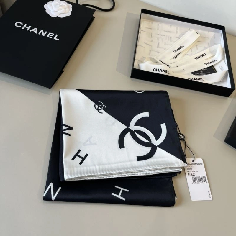 Low-cost Chanel Scarf