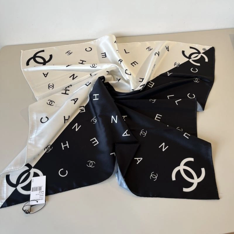 Low-cost Chanel Scarf