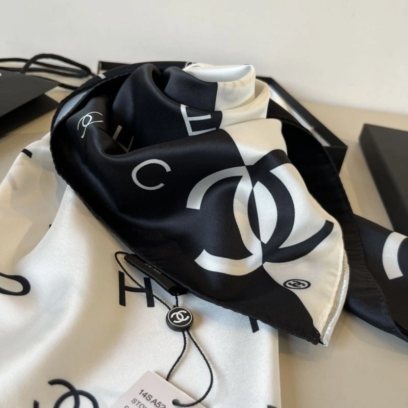 Low-cost Chanel Scarf