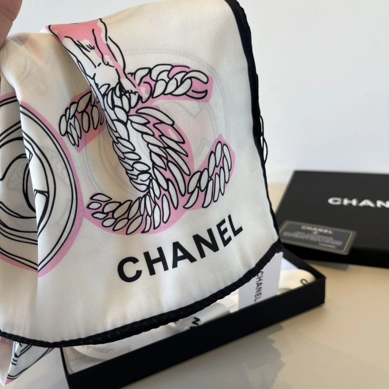 Low-cost Chanel Scarf