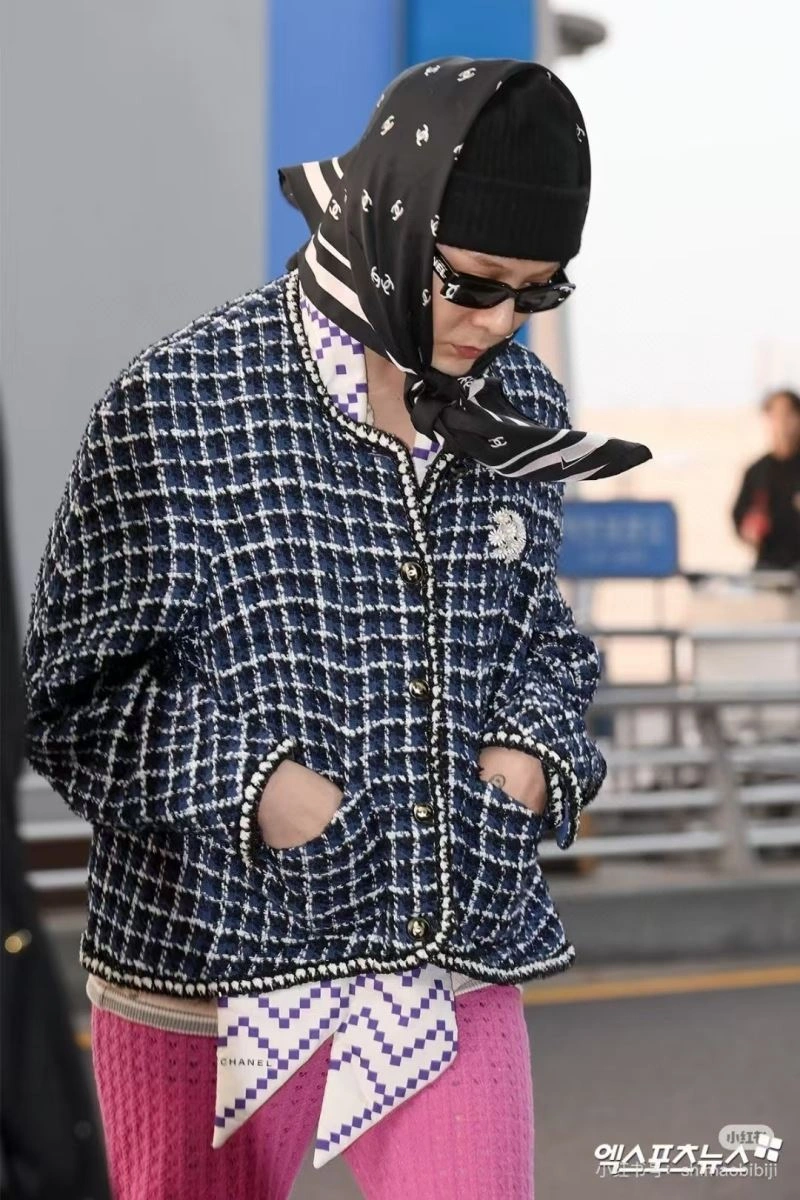 Chanel Scarf