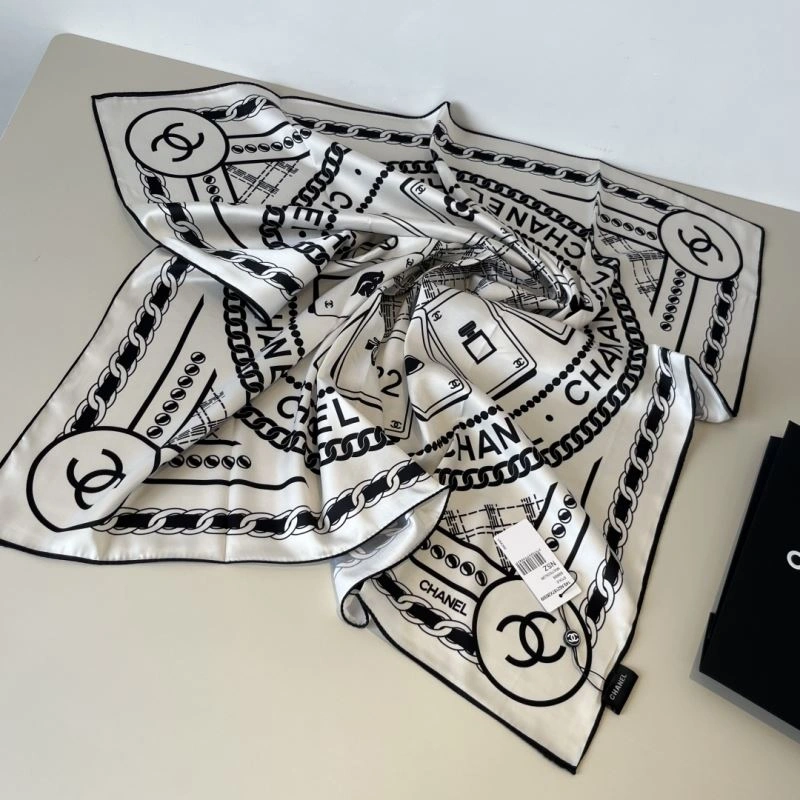 Accurate model Chanel Scarf