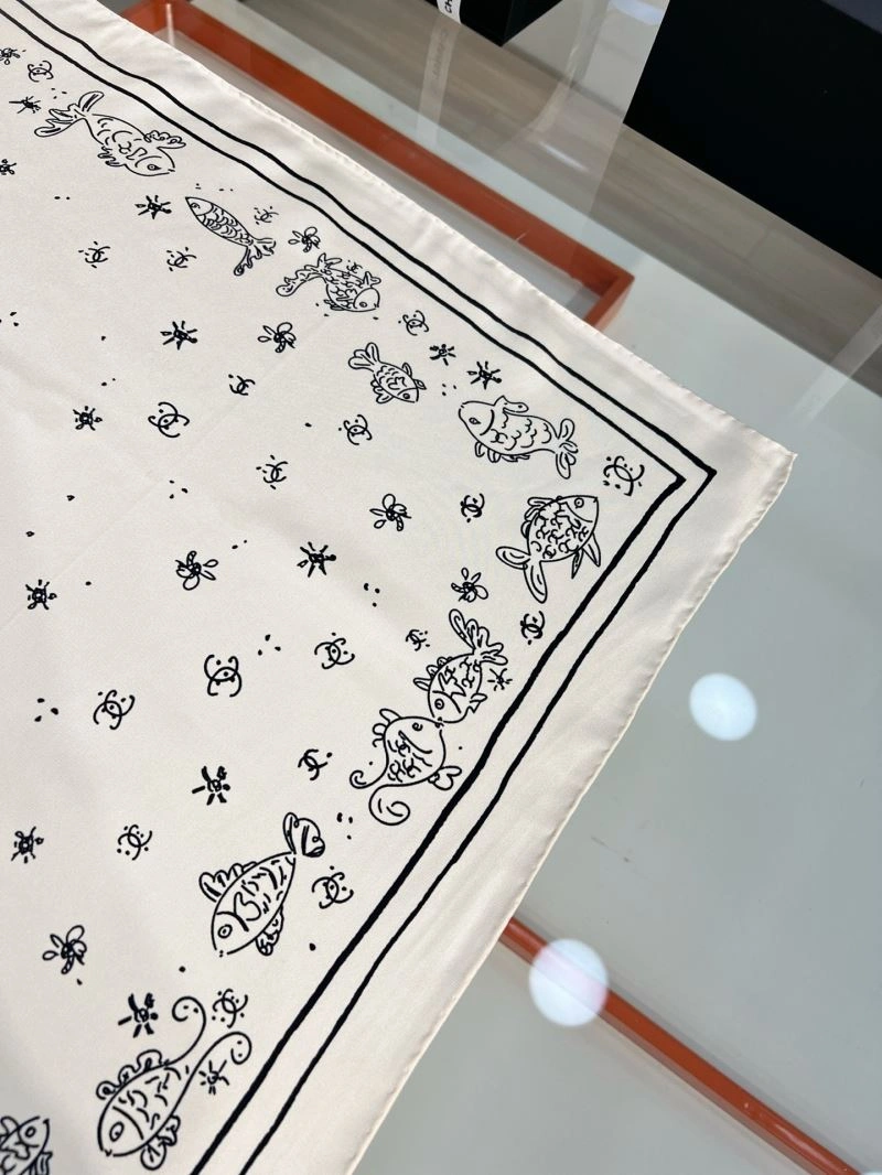 Top match Chanel Scarf