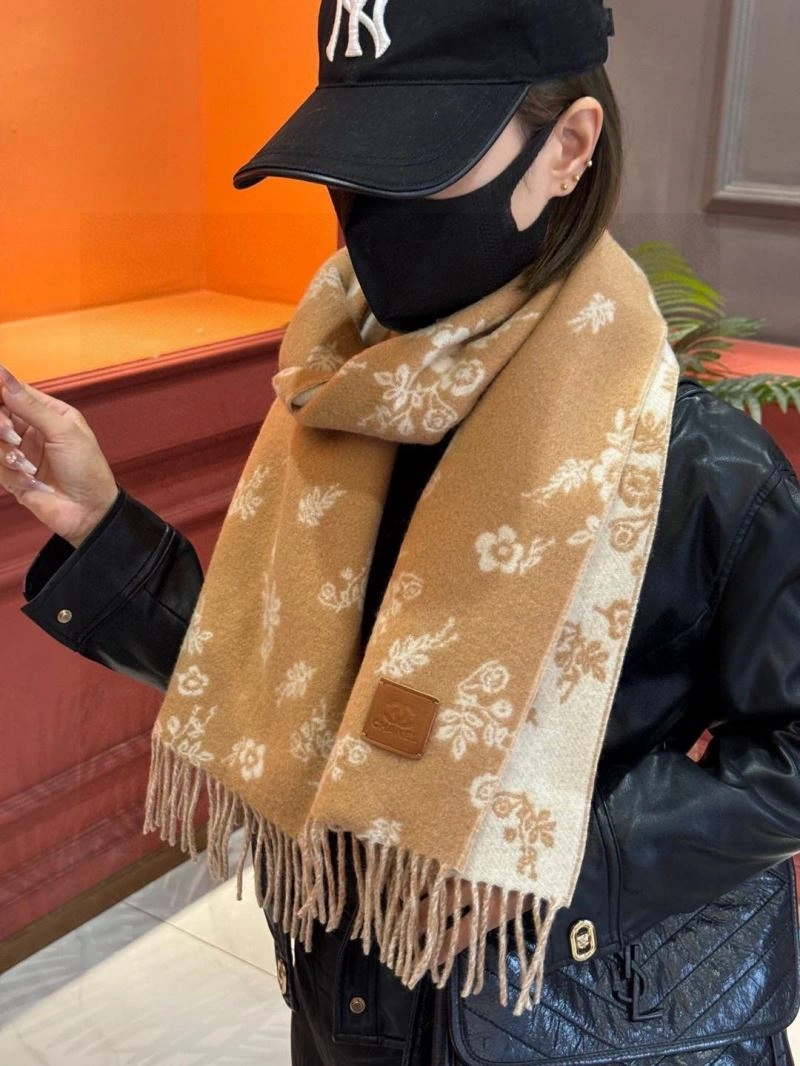 Bargain Chanel Scarf
