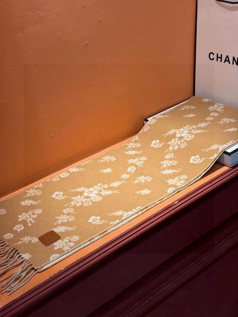 Bargain Chanel Scarf
