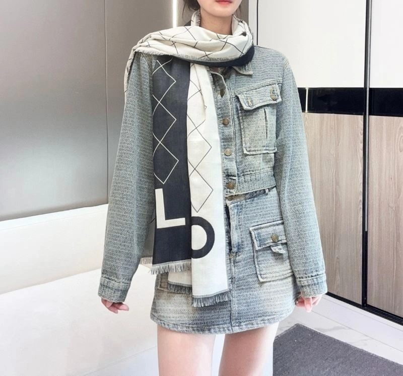 High fidelity Chanel Scarf