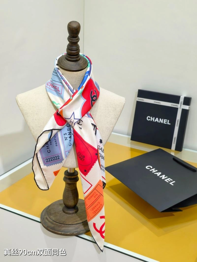 Low-cost Chanel Scarf