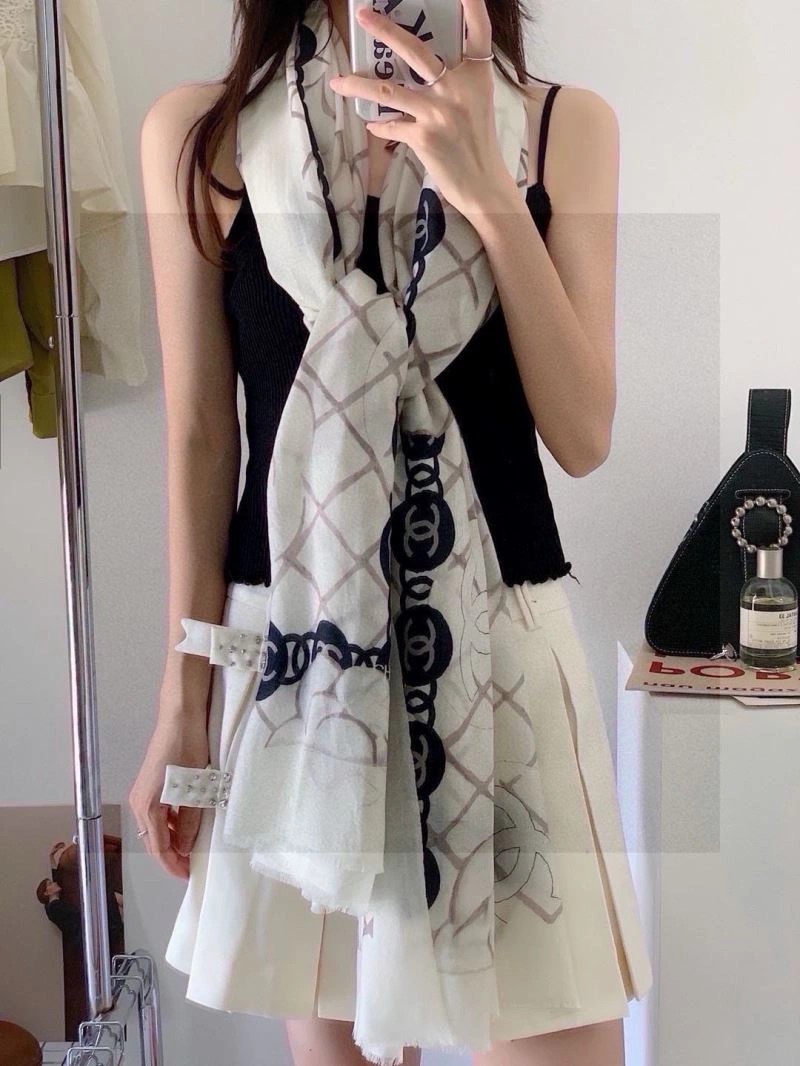 Exact replica Chanel Scarf
