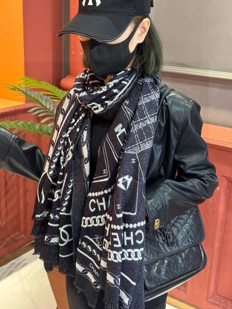 Bargain Chanel Scarf