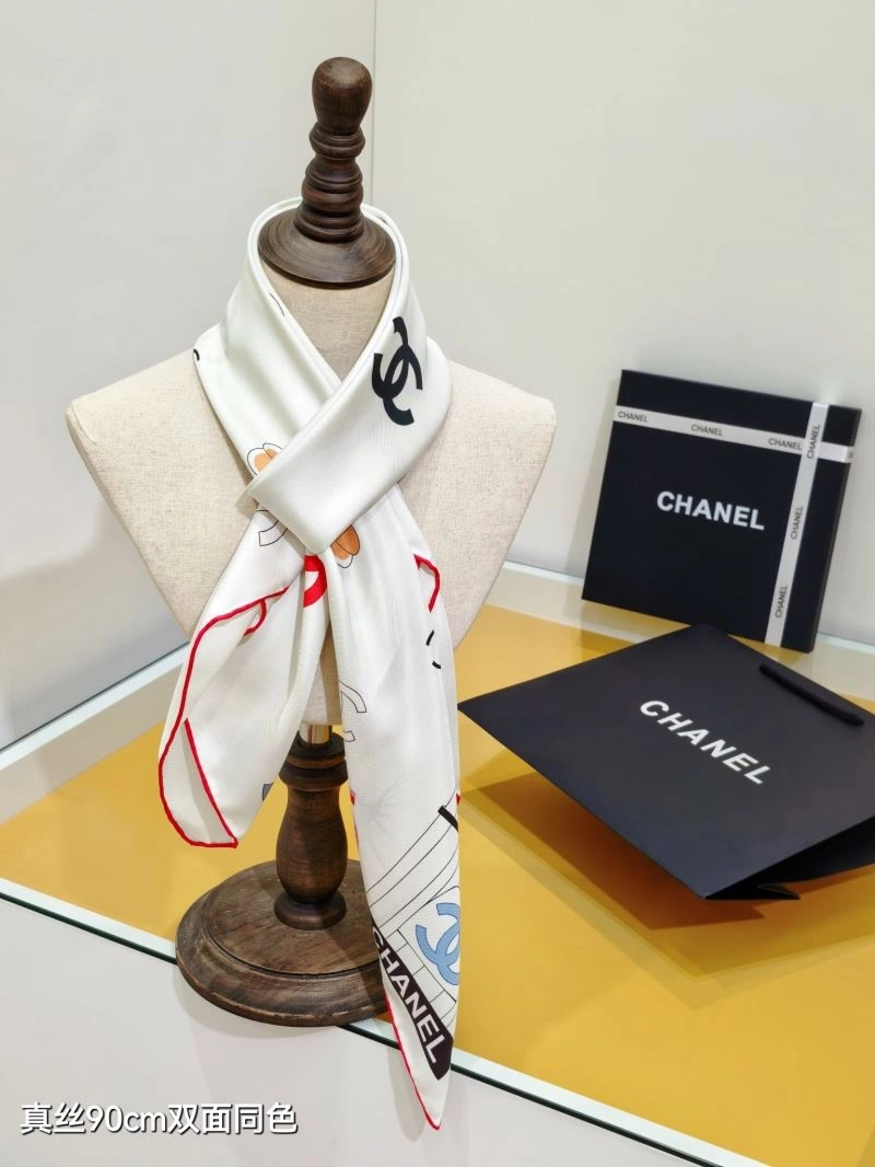 Low-cost Chanel Scarf