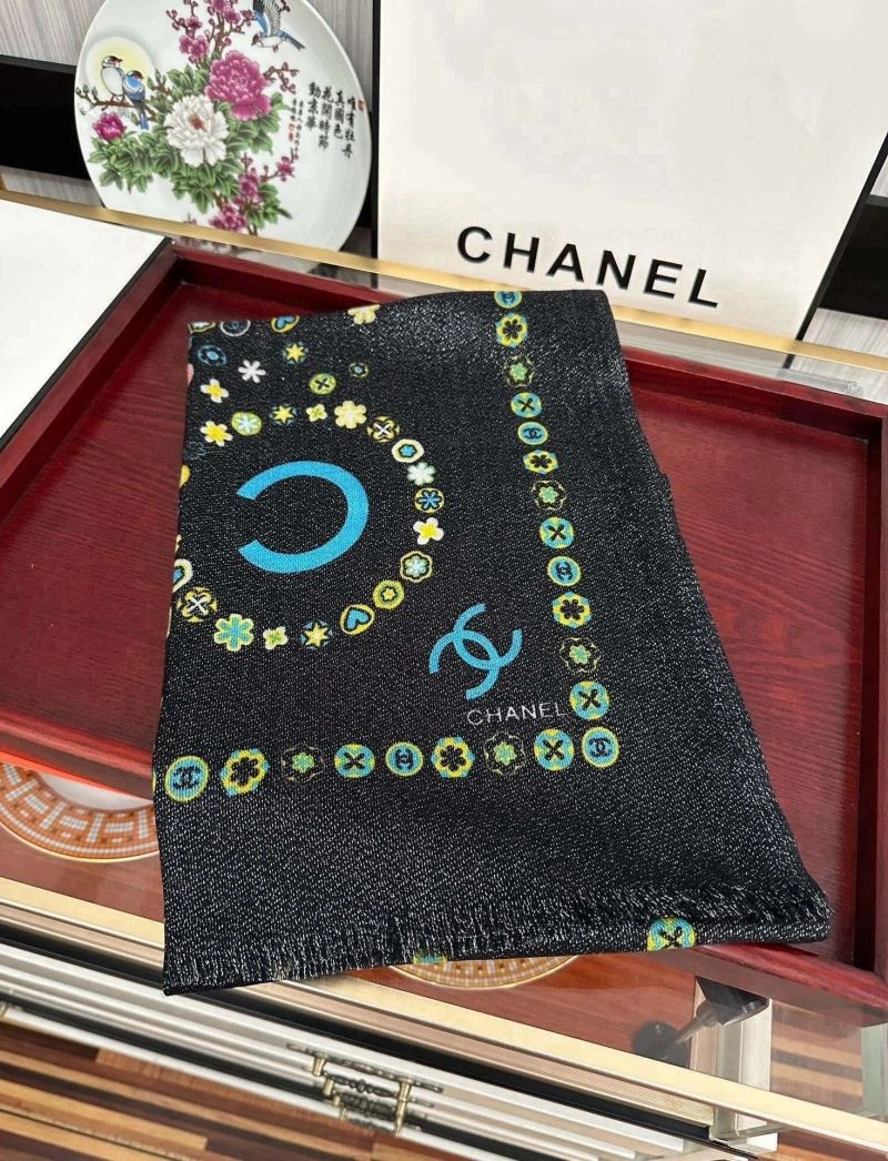 Accurate model Chanel Scarf
