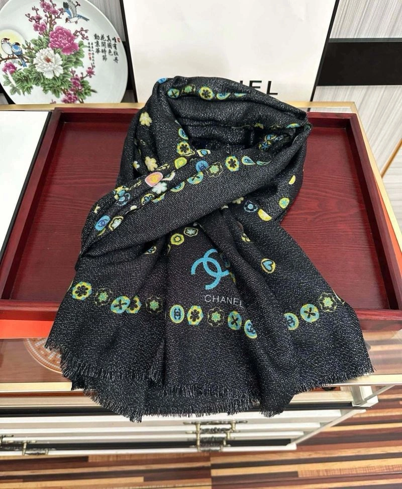 Accurate model Chanel Scarf