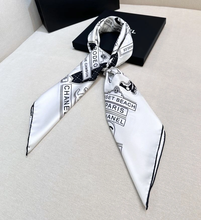 Low-cost Chanel Scarf
