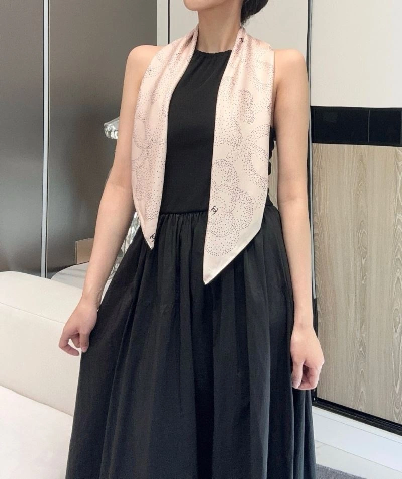 Inexpensive Chanel Scarf