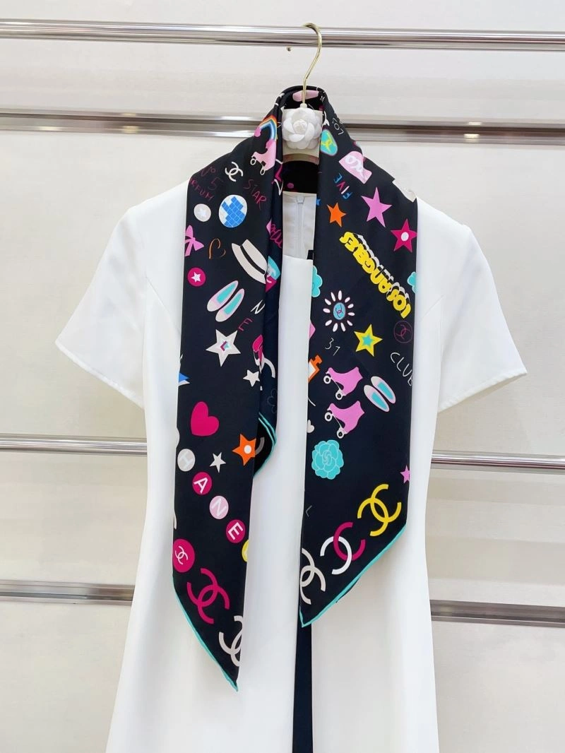 Low-cost Chanel Scarf