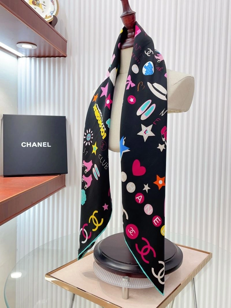 Low-cost Chanel Scarf