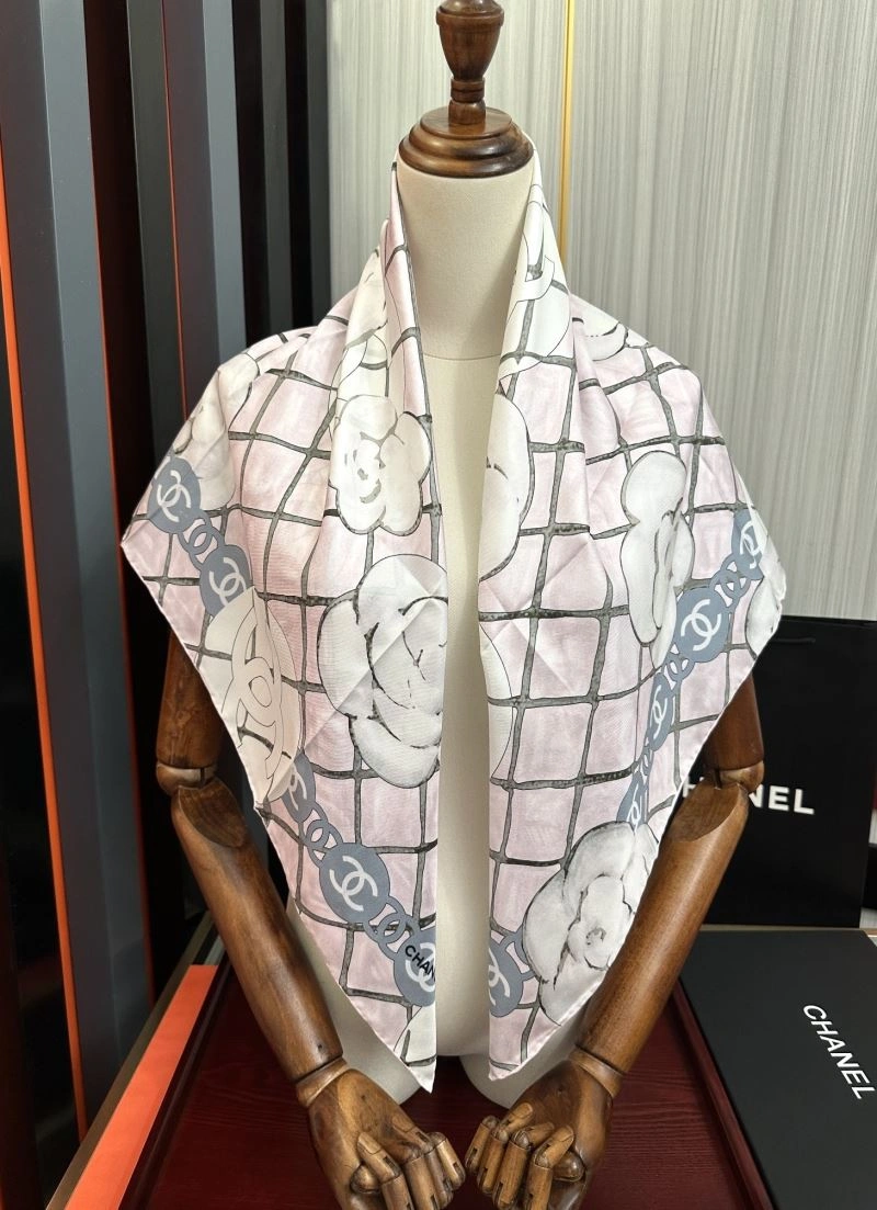 Low-cost Chanel Scarf