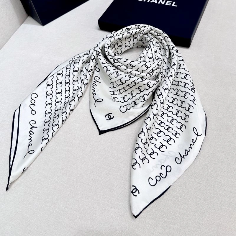 Accurate model Chanel Scarf