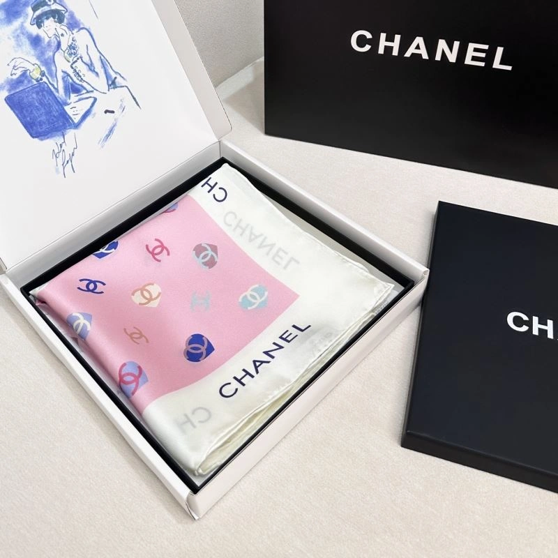 Low-cost Chanel Scarf