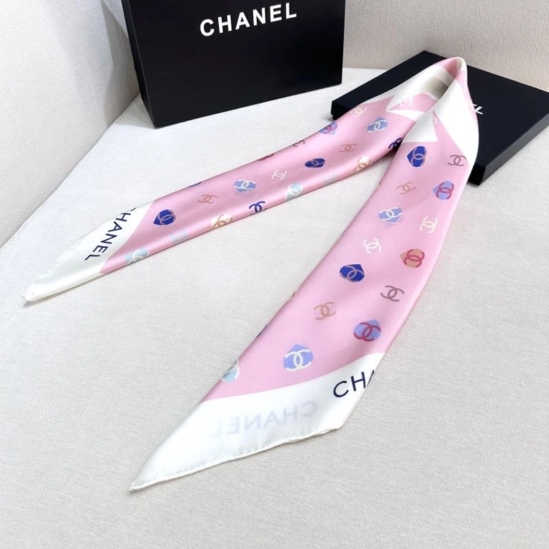 Low-cost Chanel Scarf
